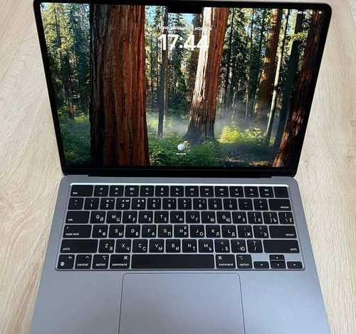 Apple macbook air 13 2022 m2