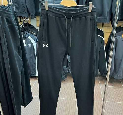 Спортивные штаны Under Armour