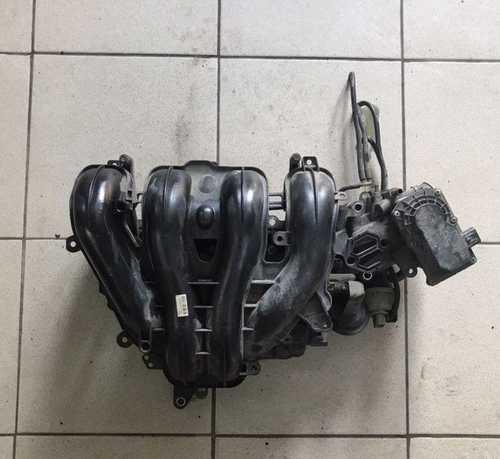 Впускной коллектор Mazda 3 BK 2.0