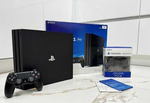 Sony PlayStation 4 Pro 1TB с Играми 2 геймпада