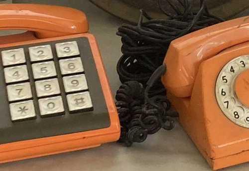 Старый телефон СССР (дисковый, кнопочный)