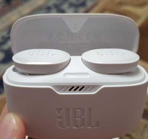 Беспроводные наушники jbl tune 130nc tws