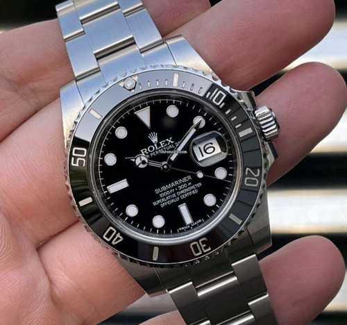 Rolex Submariner Date