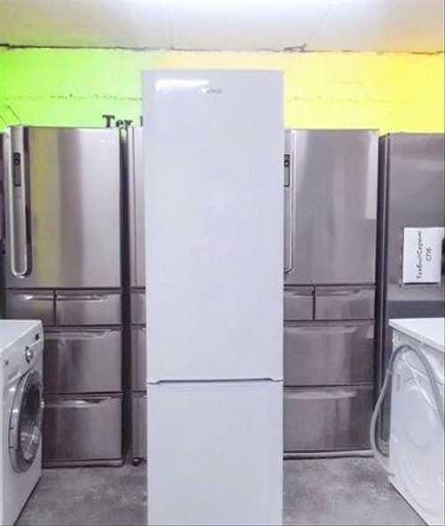 Холодильник узкий двухкамерный Беко