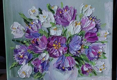 Картина маслом "Сиреневые и белые тюльпаны"