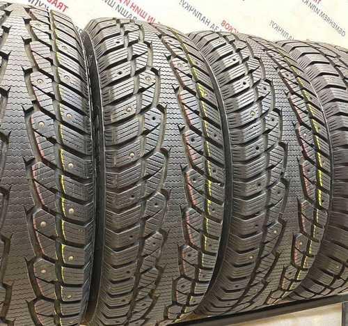 Kumho I'Zen Wis KW19 215/65 R16 98N
