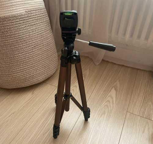 Штатив для фотоаппарата