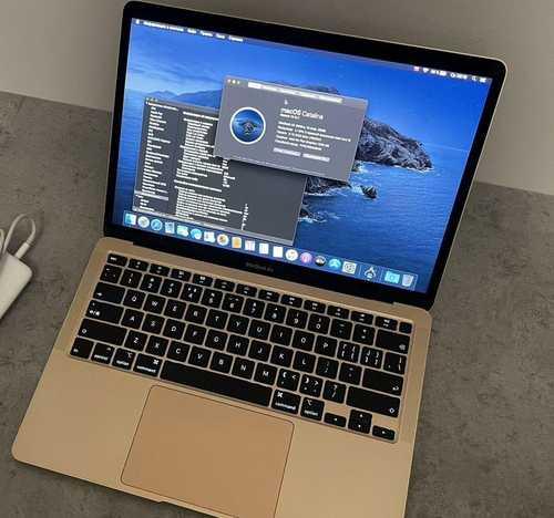 Apple macbook air 2020 i3