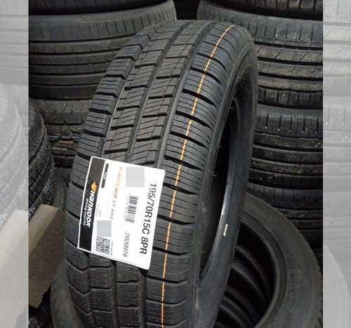 Hankook Vantra ST AS2 RA30 195/70 R15C 104R