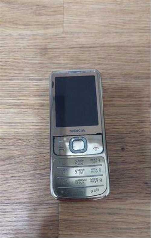 Телефон Nokia 6700 classic Gold