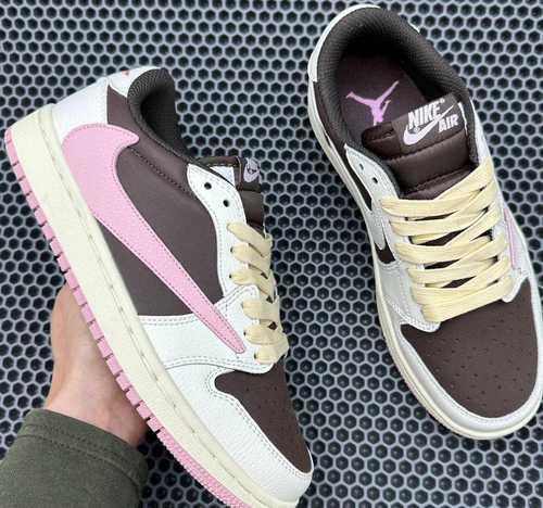 Nike Air Jordan 1 Low OG Dark Pony x Travis Scott