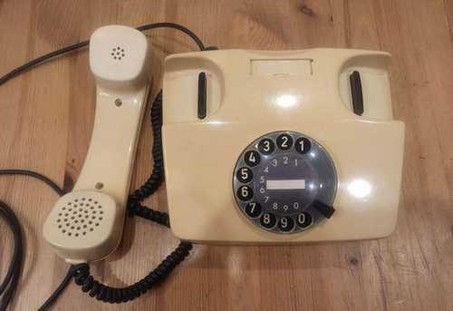 Телефон СССР стационарный
