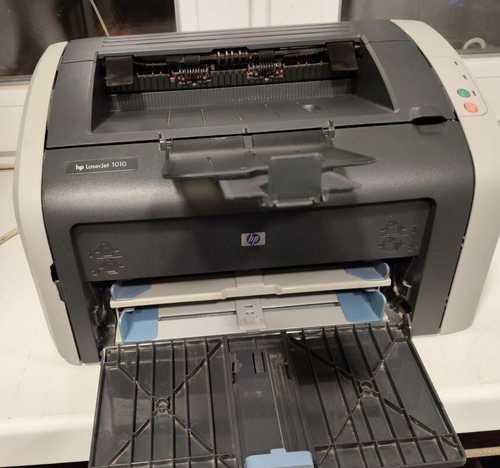 Принтер лазерный HP laserjet 1010 картридж 12а