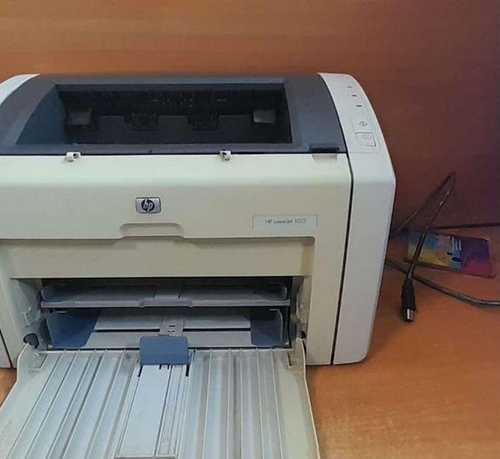Лазерный принтер HP LJ 1022
