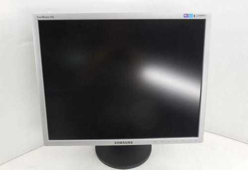 19" Samsung (s-pva), 19" Benq (mva)