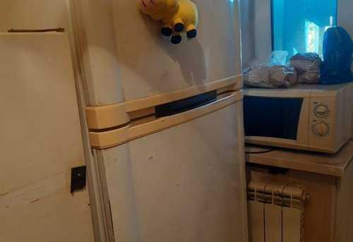 Холодильник бу и стиральная машина