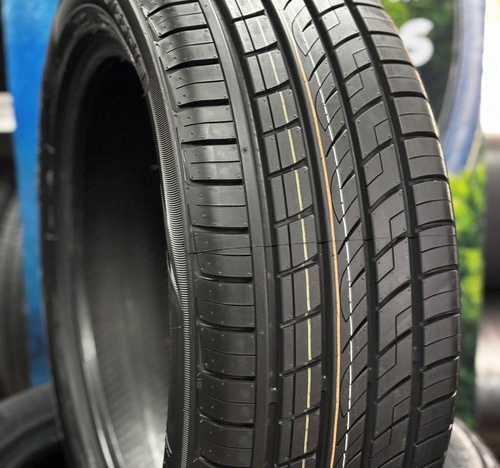 Fortune FSR-303 235/55 R19 105W