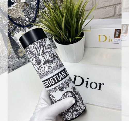 Крутой брендовый термос с дисплеем dior