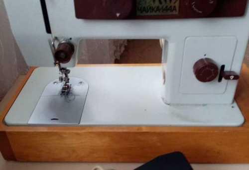 Швейная машина Чайка 144А