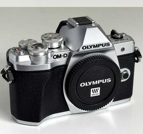 Olympus OM-D E-M10 mark III (kit) Silver