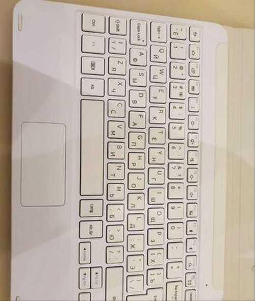 Беспооводная клавиатура Samsung EJ-FT810