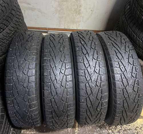 Nokian Tyres Hakkapeliitta LT2 225/75 R16 115Q