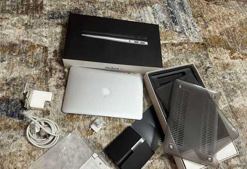 Apple MaxBook Air(11-inch, Mid 2011)