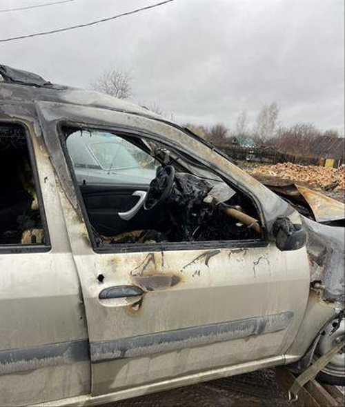 Передняя правая дверь LADA Largus