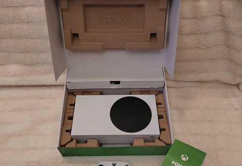 Xbox series S, геймпады, игры