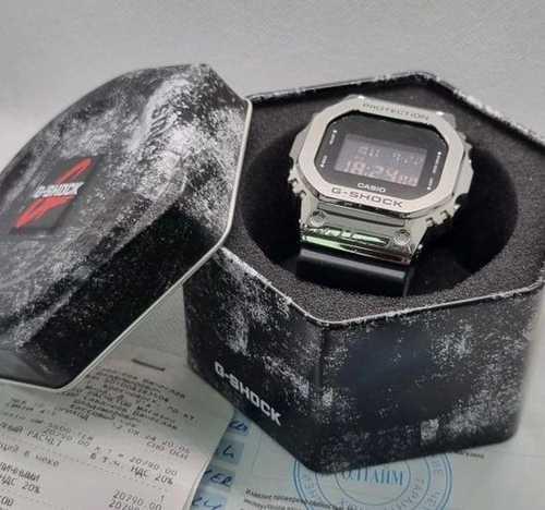 Casio g shock gm 5600