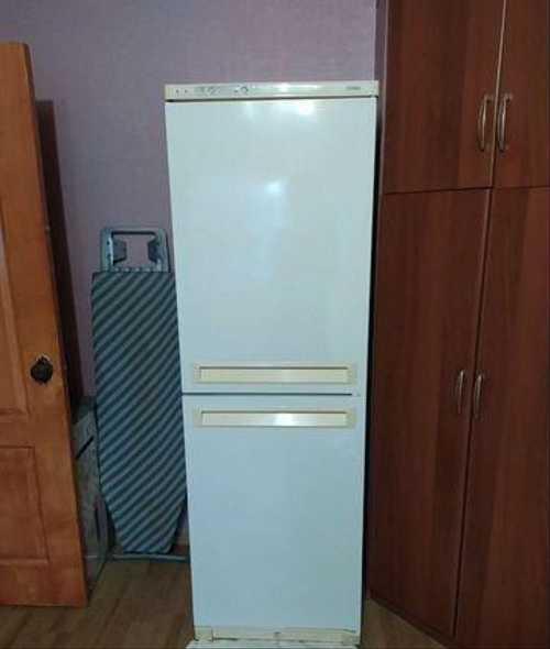 Холодильник бу stinol 103