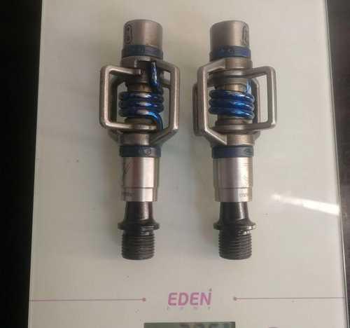 Педали crankbrothers eggbeater 1 и 3 шипы