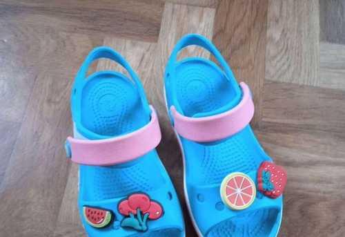 Сандалии crocs c9