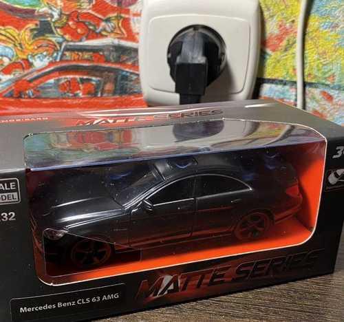 Mercedes cls 63 amg моделька