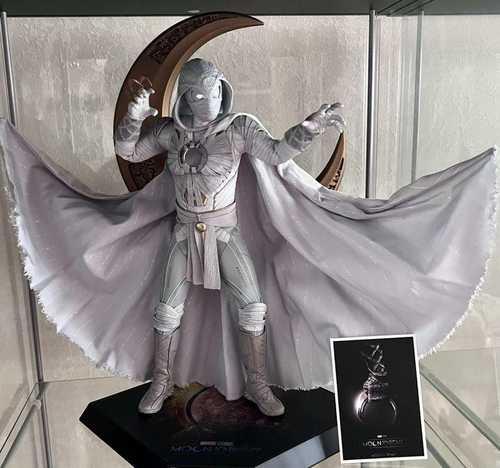 Hot Toys Moon Knight 1/6 фигурка коллекционная