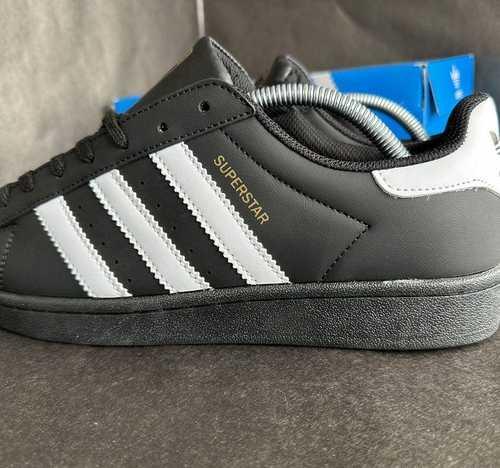 Кроссовки Adidas Superstar