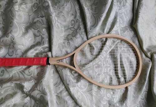 Ракетка для тенниса и бадминтона деревянная,винтаж