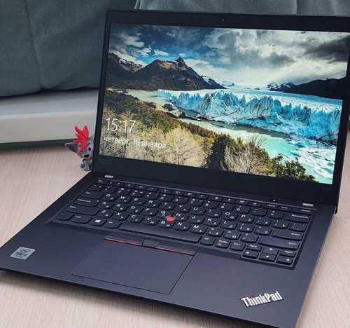 Надежный С гарантией 13.3" ThinkPad X390 10210U