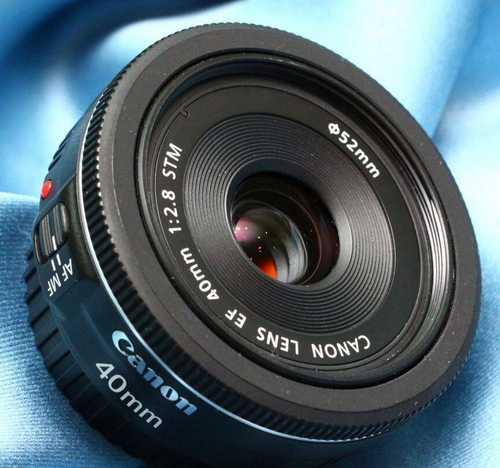 Canon EF 40mm f/2.8 STM в отличном состоянии