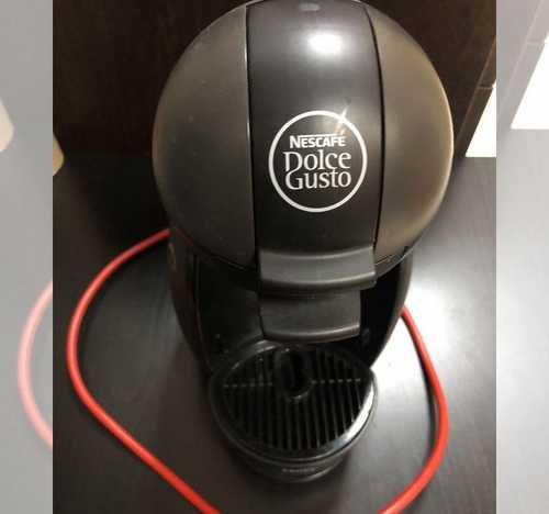 Кофеварка капсульная dolce gusto