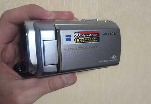 Видеокамера Sony DCR - SX60