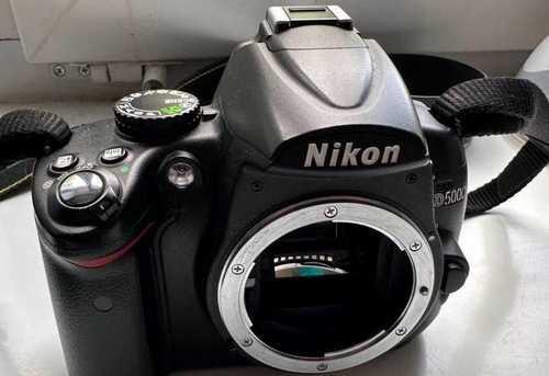 Nikon D5000 body