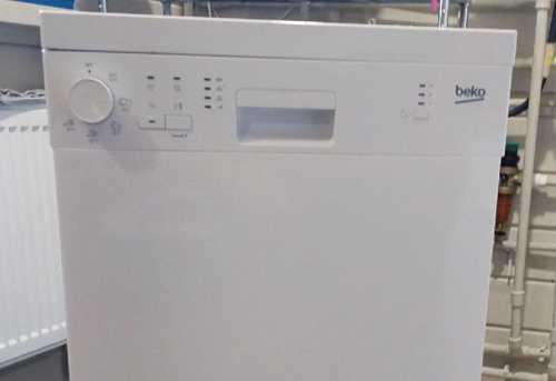 Посудомоечная машина Beko DFS05012W, белый