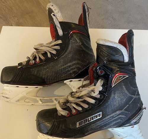 Коньки хоккейные bauer x700 6D