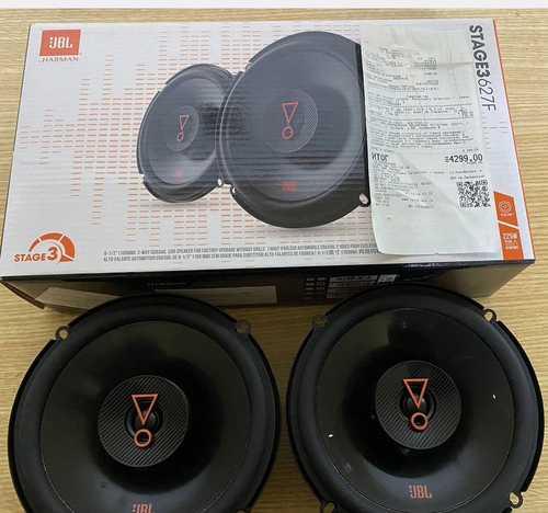 Акустические колонки jbl