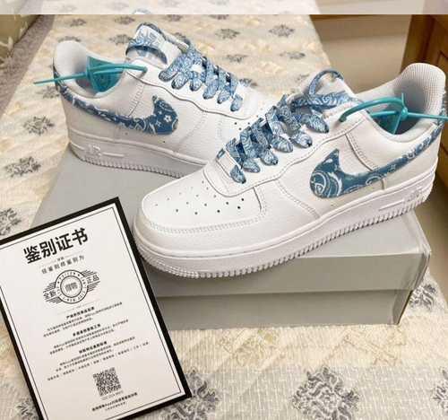 Кроссовки Nike Air Force 1 Low Essential "paisley"