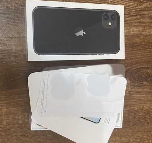 Коробка от iPhone 11 черный