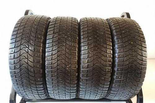 Michelin X-Ice North 3 215/65 R16