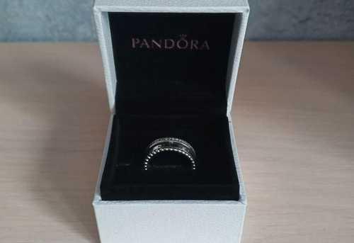 Женское кольцо Pandora Signature