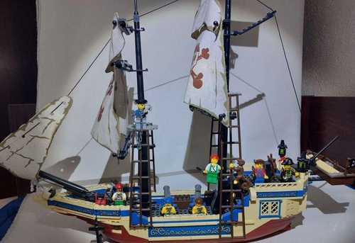 Lego пиратский корабль